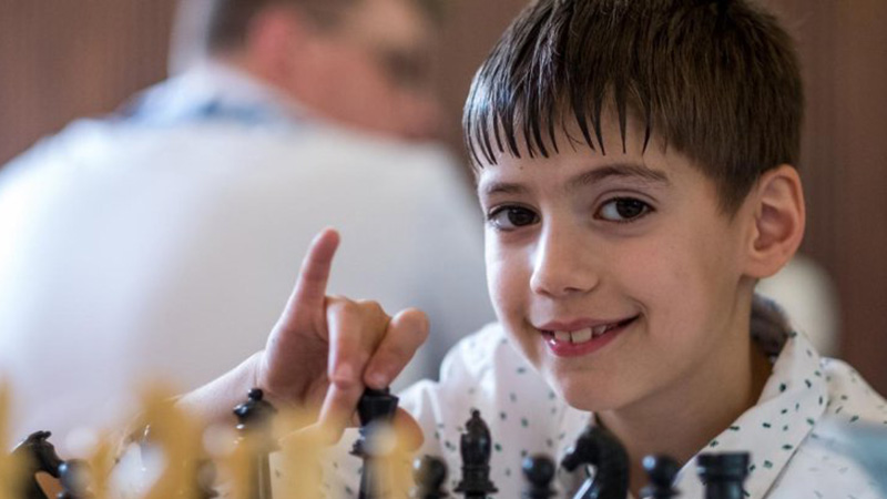 OLN TV | أصغر لاعب شطرنج في منتخب ألمانيا هو طفل سوري لاجئ