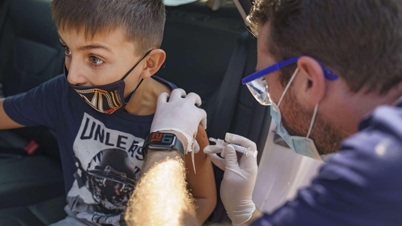 OLN TV | السعودية تعلن البدء بتلقيح الفئة العمرية 12-18 عاماً بفايزر ...